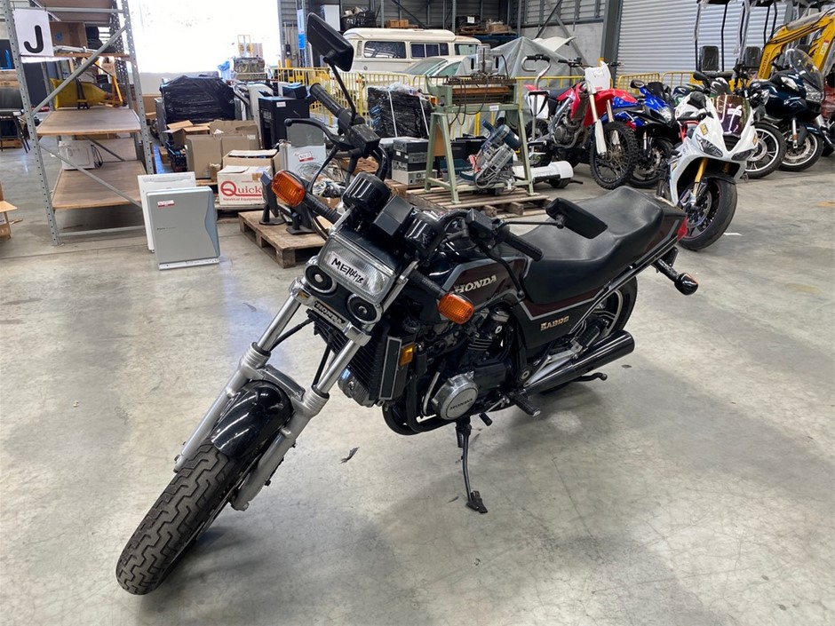 1984 Honda VF700 Sabre Auction (0001-70006539) | Grays Australia