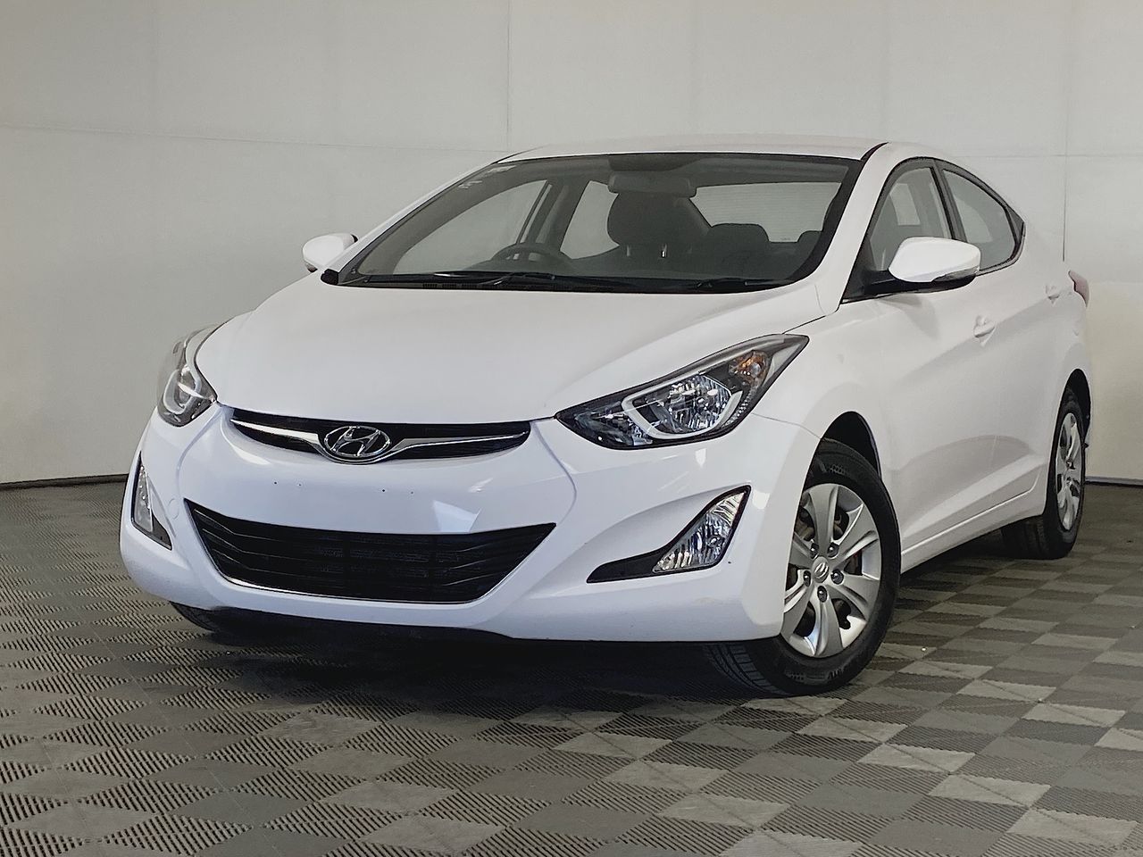2015 Hyundai Elantra Active MD Automatic Sedan Auction (0001-20071703 ...