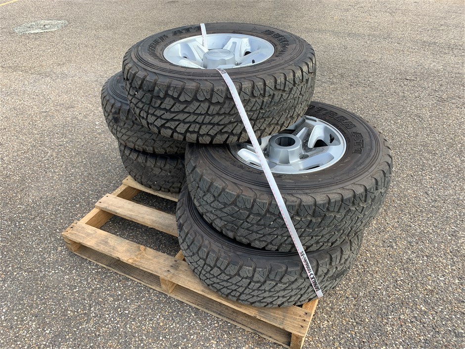 5 x 5 Stud Land-cruiser Alloy Wheels/Tyres Auction (0003-7044961 ...