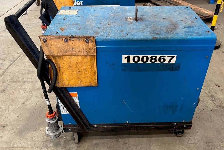 2007 Miller DC400 Welder - 400amp - Electric (Forest Lake) Auction ...