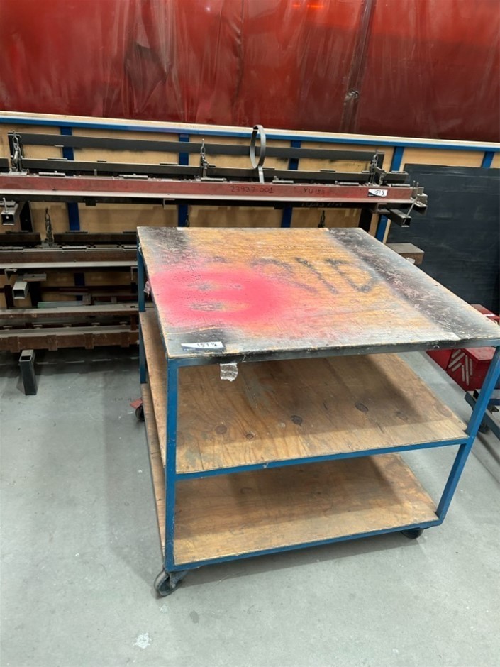 Welding jigs with trolley bench & steel frame Auction (0151-3024420 ...