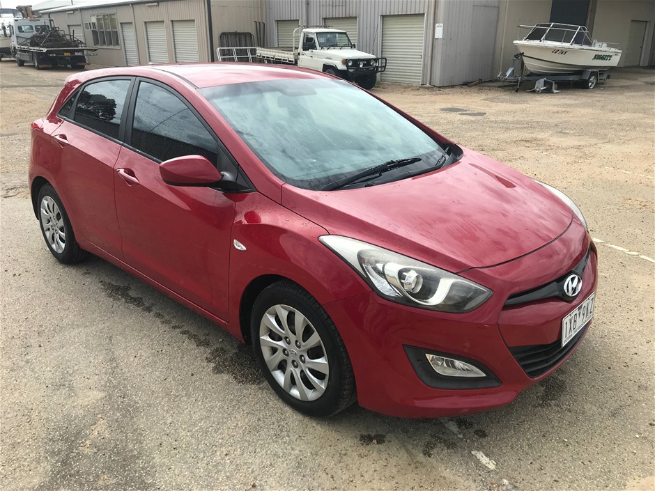 2012 Hyundai I30 Manual-6 Speed Hatchback, sold with current VIC ...