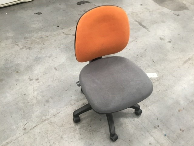 12x Office chairs Auction (0072-9039114) | Grays Australia