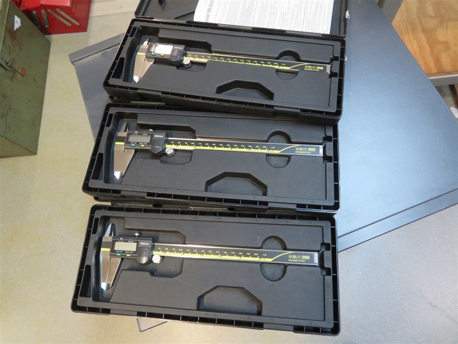 Qty 3 x Mitutoyo Digital Micrometers, 200mm each, in cases Auction ...