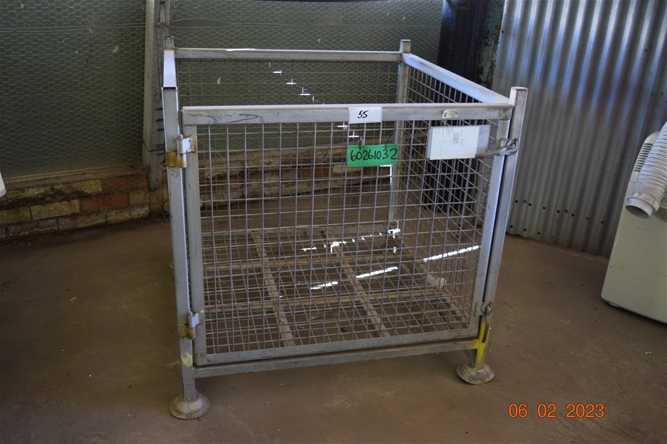 Galvanised Steel Framed Materials Handling Storage Cage with Access ...