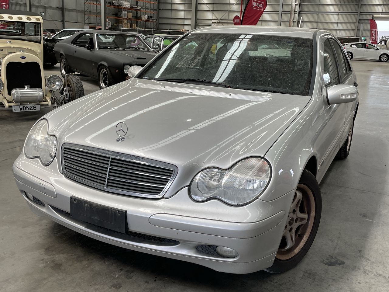 2002 Mercedes Benz C200 Classic W203 Automatic Sedan Auction (0001 ...