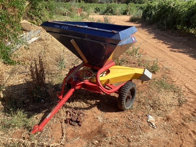 Tag Along Spreader Unit Auction (0104-8016699) | Grays Australia