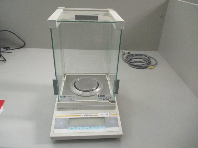 Sartorius Lab Scales Auction (0116-3024293) | Grays Australia
