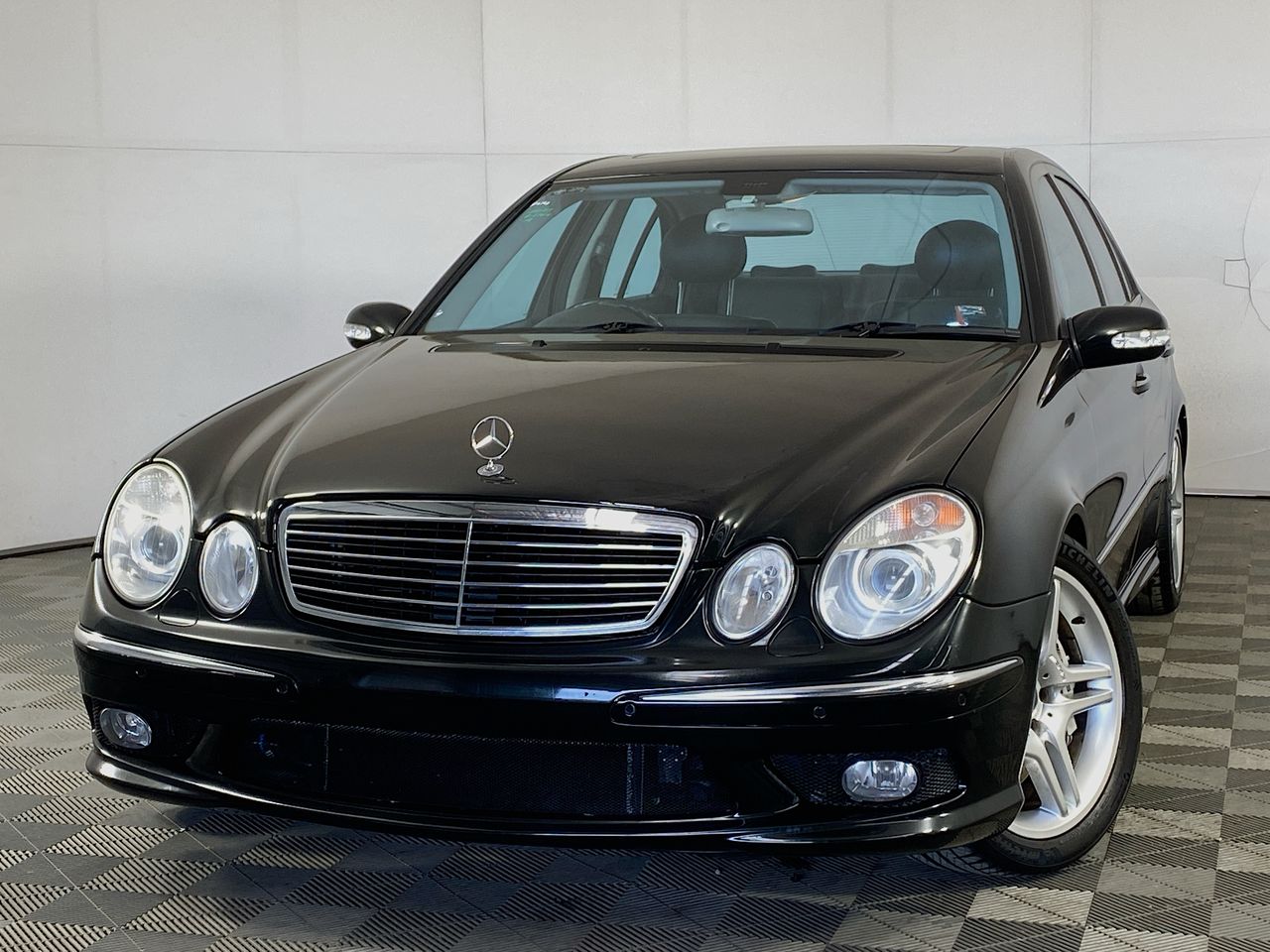 2004 Mercedes Benz E55 KOMPRESSOR AMG W211 Automatic Sedan