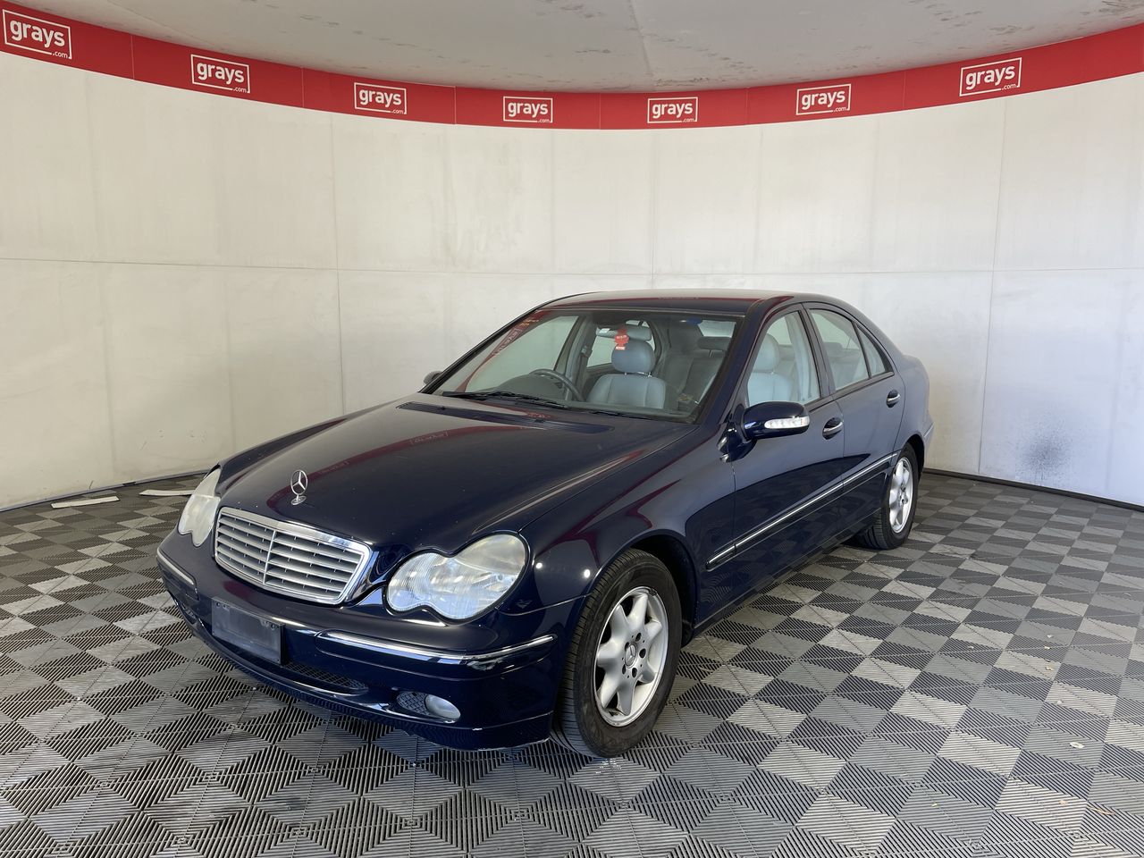 2001 Mercedes Benz C180 Classic W203 Automatic Sedan Auction (0001 ...