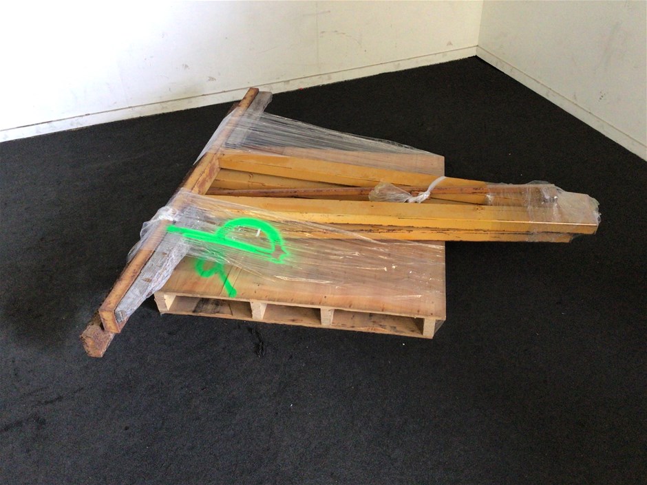1x Collapsable A-Frame Auction (0067-7044261) | Grays Australia
