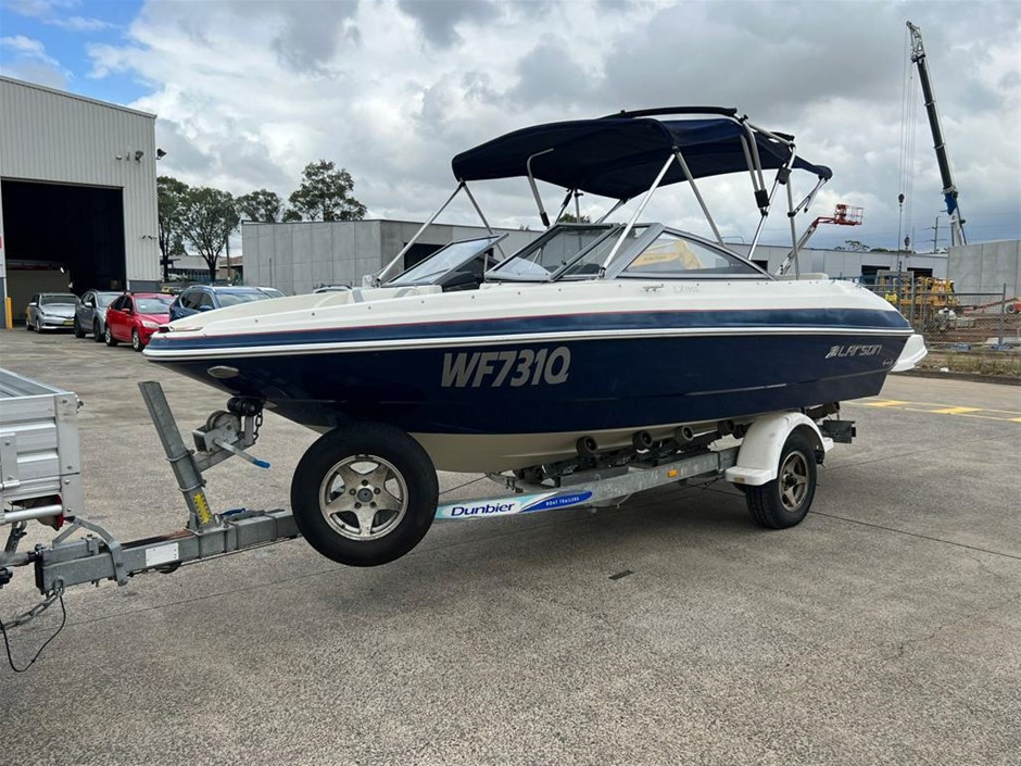 2013 Larson LX 195s Bowrider Boat, 4.3L Mercruiser, 127 Hours Auction ...