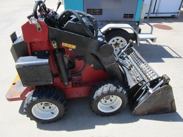 2017 Toro W320-D Series 2 Mini Loader Auction (0003-7043764) | Grays ...
