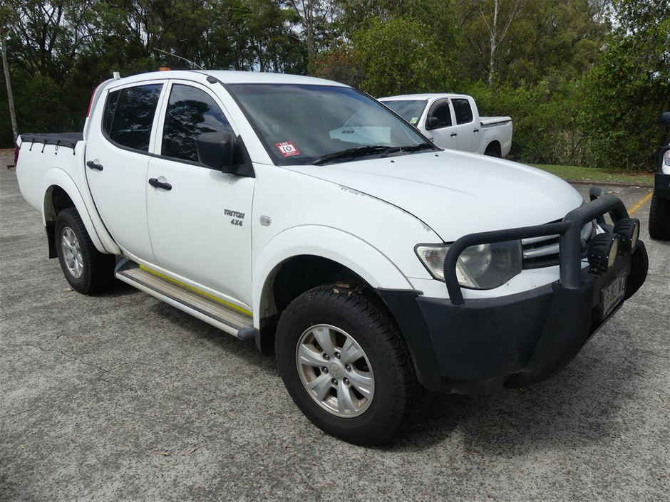 2012 Mitsubishi Triton KA/KB-KB4TNJNUZPR8 4WD Manual - 5 Speed Dual Cab ...