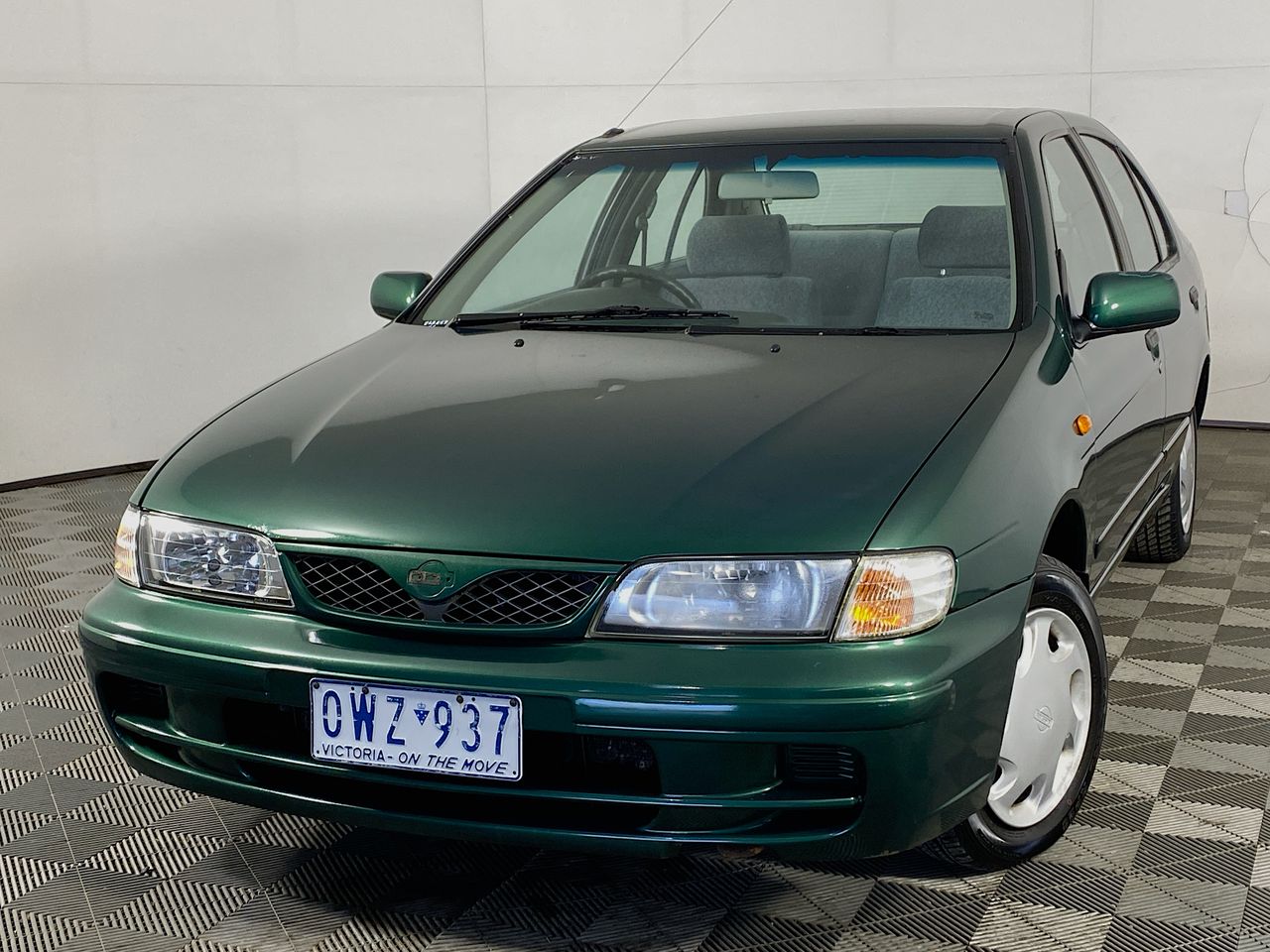1998 Nissan Pulsar LX N15 Automatic Sedan Auction (0001-20077062 ...