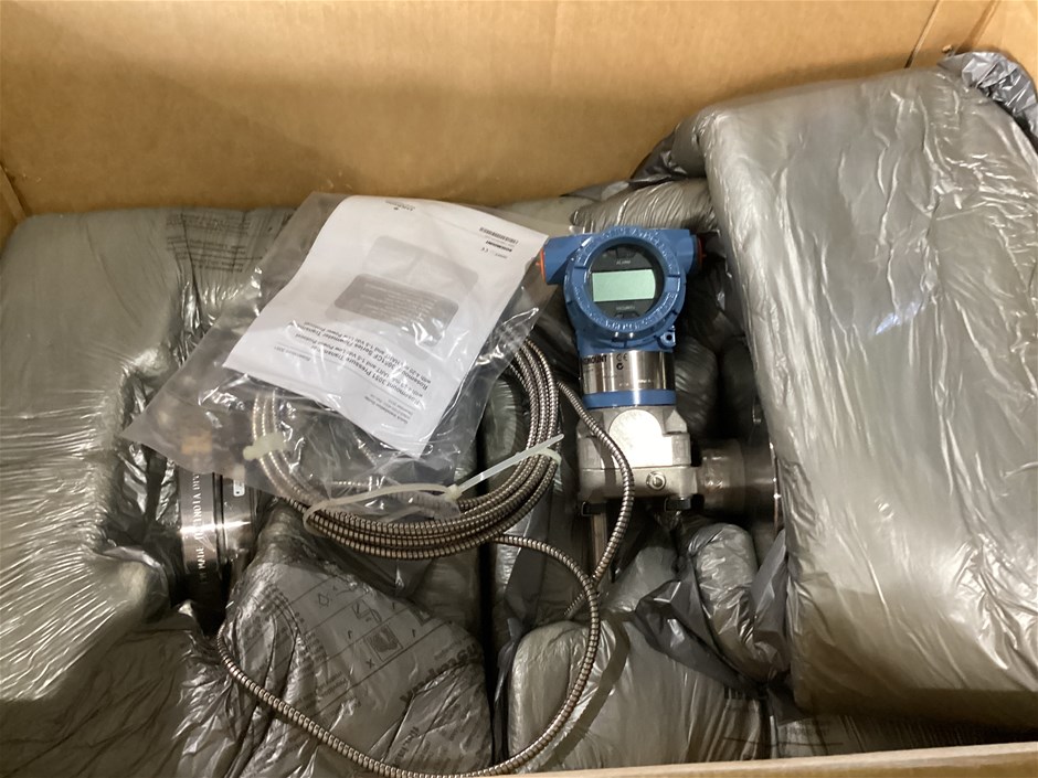 Rosemount Flange Type Level Transmitter 15 Inch Auction 0031 8017056 Grays Australia