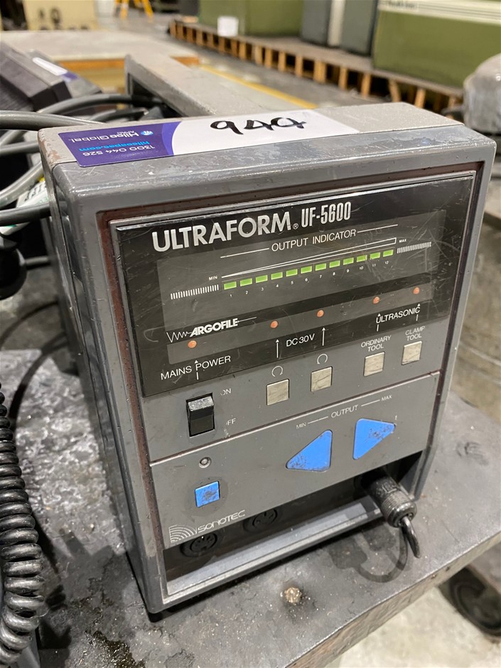 DME Ultraform UF-5600 Output Indicator Auction (0944-3025021) | Grays ...