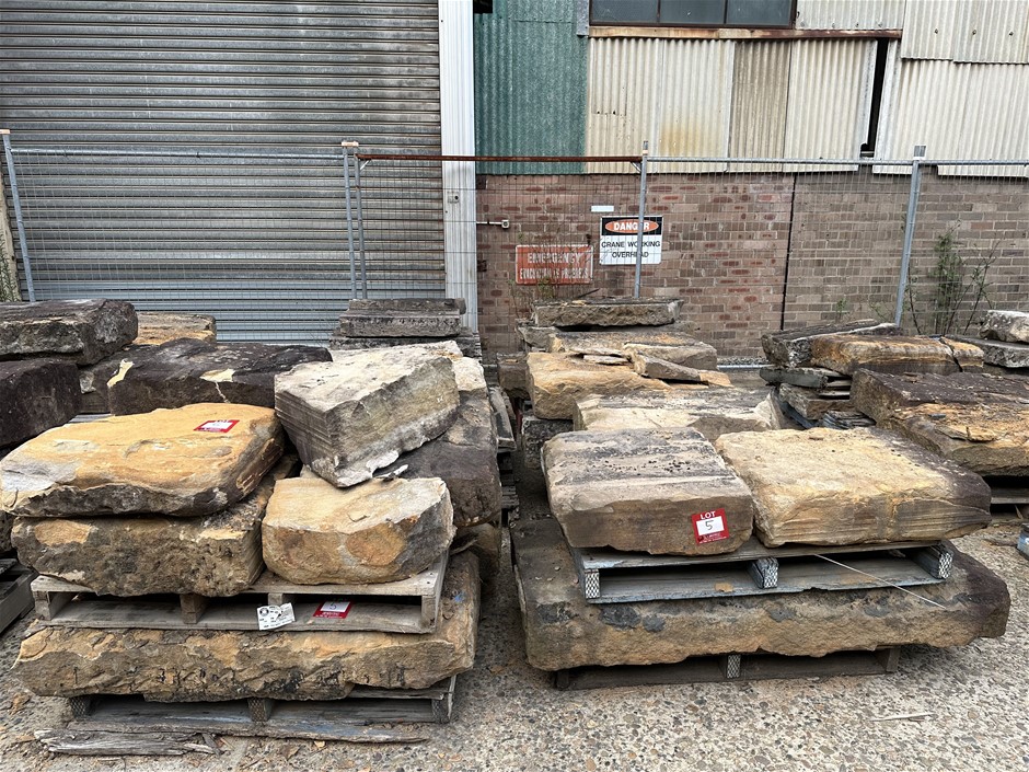Quantity of assorted large sandstone blocks Auction (0005-5052469 ...