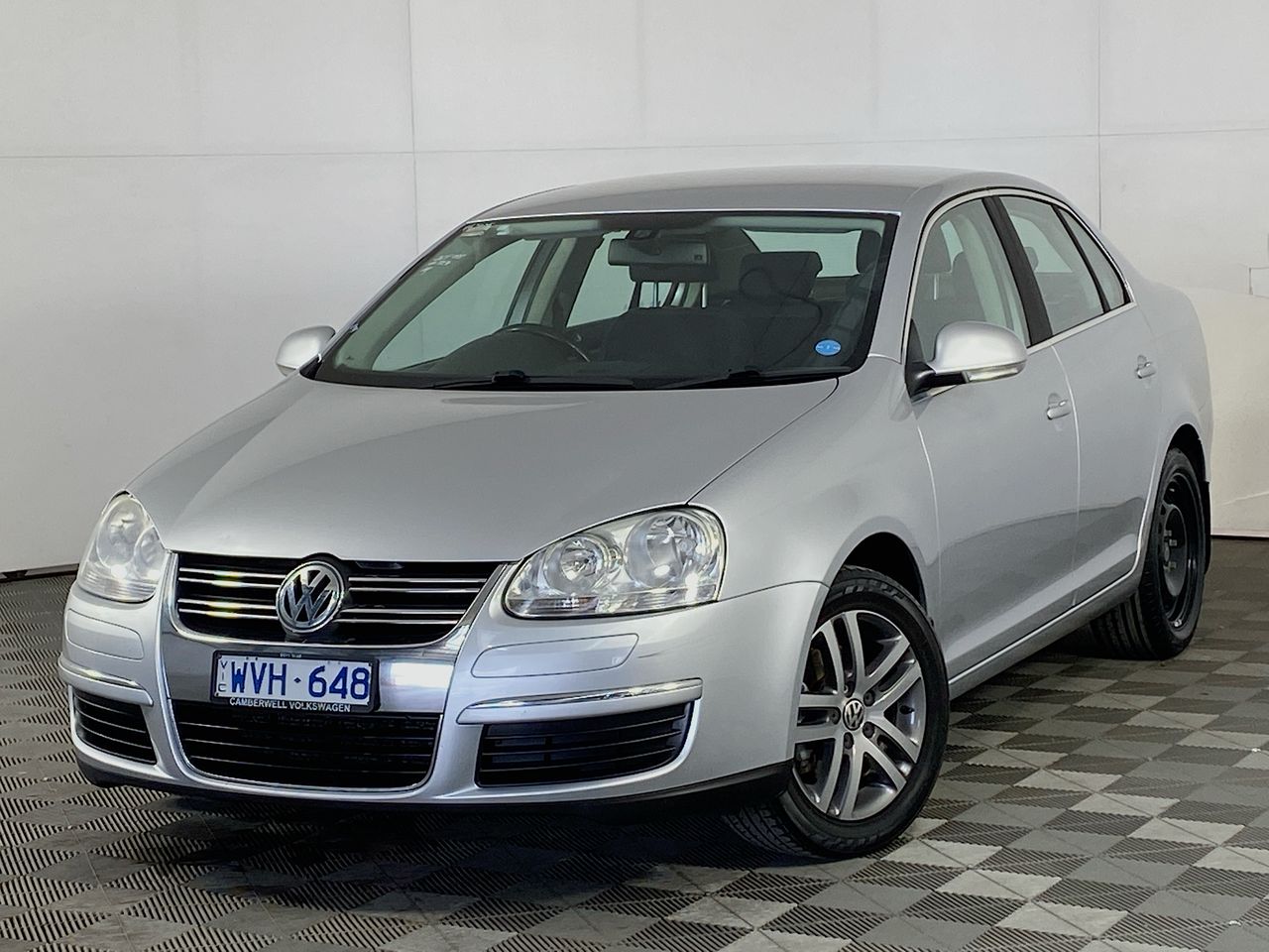 2009 Volkswagen Jetta 2.0 FSI 1KM Automatic Sedan Auction (0001 ...