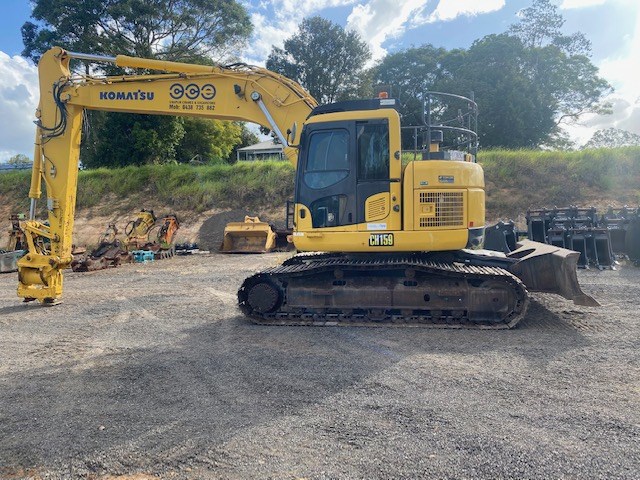 Komatsu PC228US-8 Hydraulic Excavator Auction (0001-7044633) | Grays ...