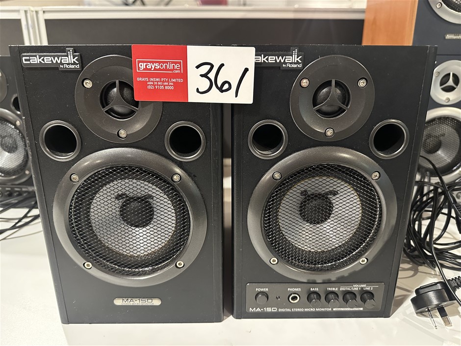 Pair of ROLAND MA-15DBKCW Stereo Micro Monitors Auction (0361-5052701 ...