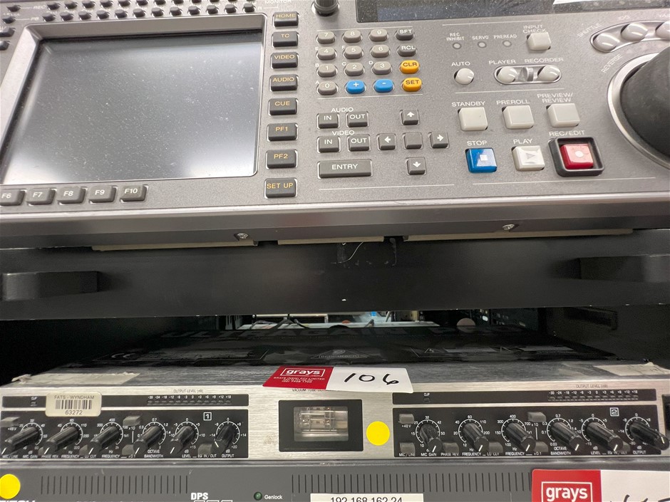 BEHRINGER Ultragrain Pro, Model: MIC2200 Auction (0106-5052744) | Grays ...