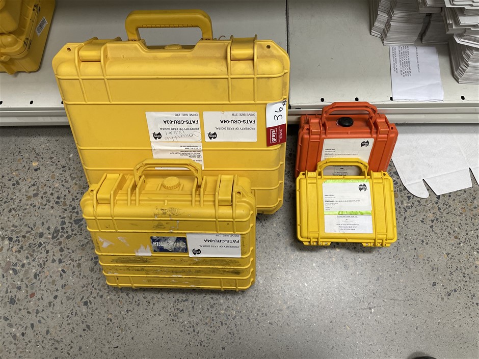 4 x Travel Cases