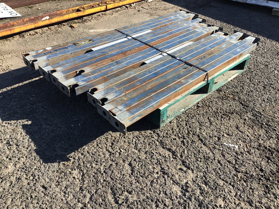 Qty 15 Fabricated Steel Posts (Pack 100) Auction (0003-7044934) | Grays ...
