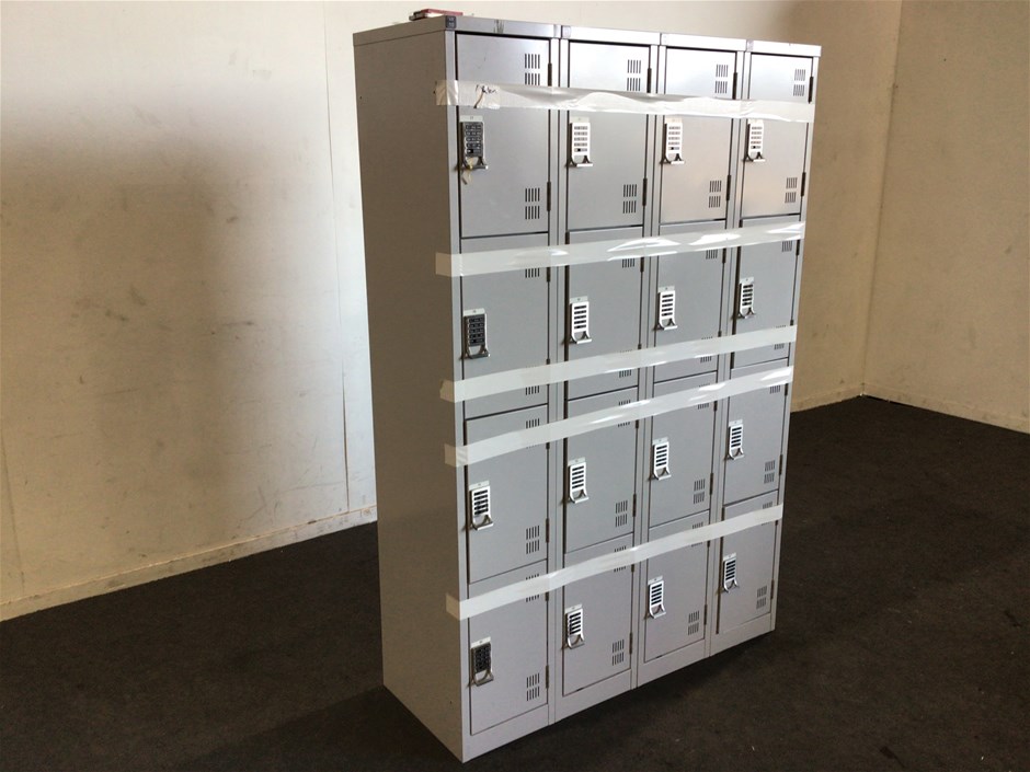 16 Bay Storage Locker Unit Auction (0044-7045341) | Grays Australia