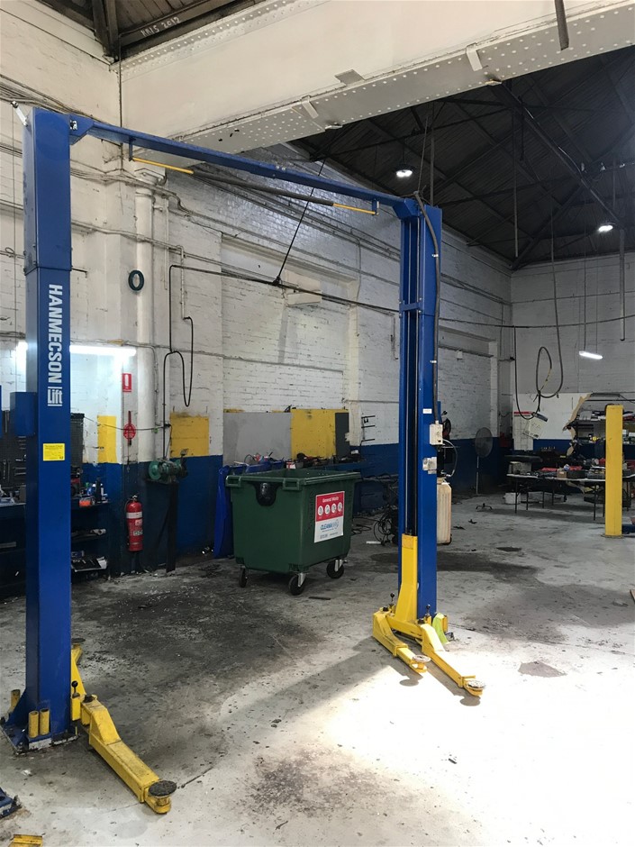 1x Hanmecson Lift 2 Post Hoist Auction (0010-3025486) | Grays Australia