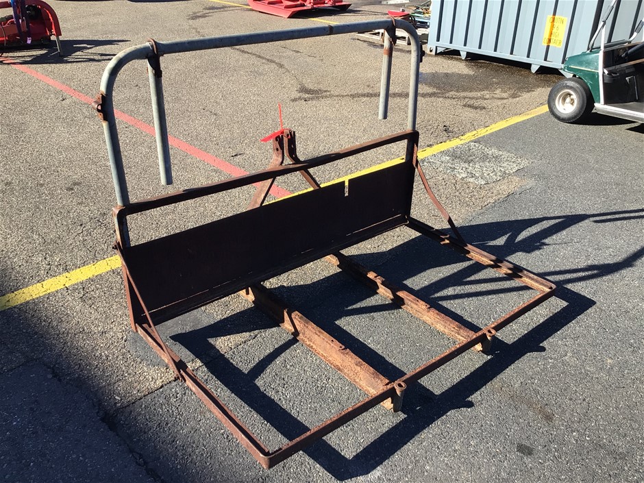 Fabricated Carrying Frame with 3 Point Linkage Auction (0016-7045047 ...
