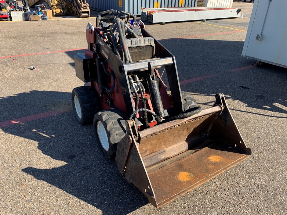 Toro Wheelmaster 320-D Compact Utility Loader Auction (0010-7045357 ...