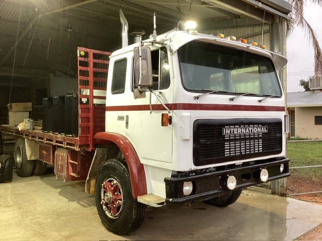 1980 International Acco 19500 4 x 2 Tray Body Truck Auction (0025-3025756) | Grays Australia