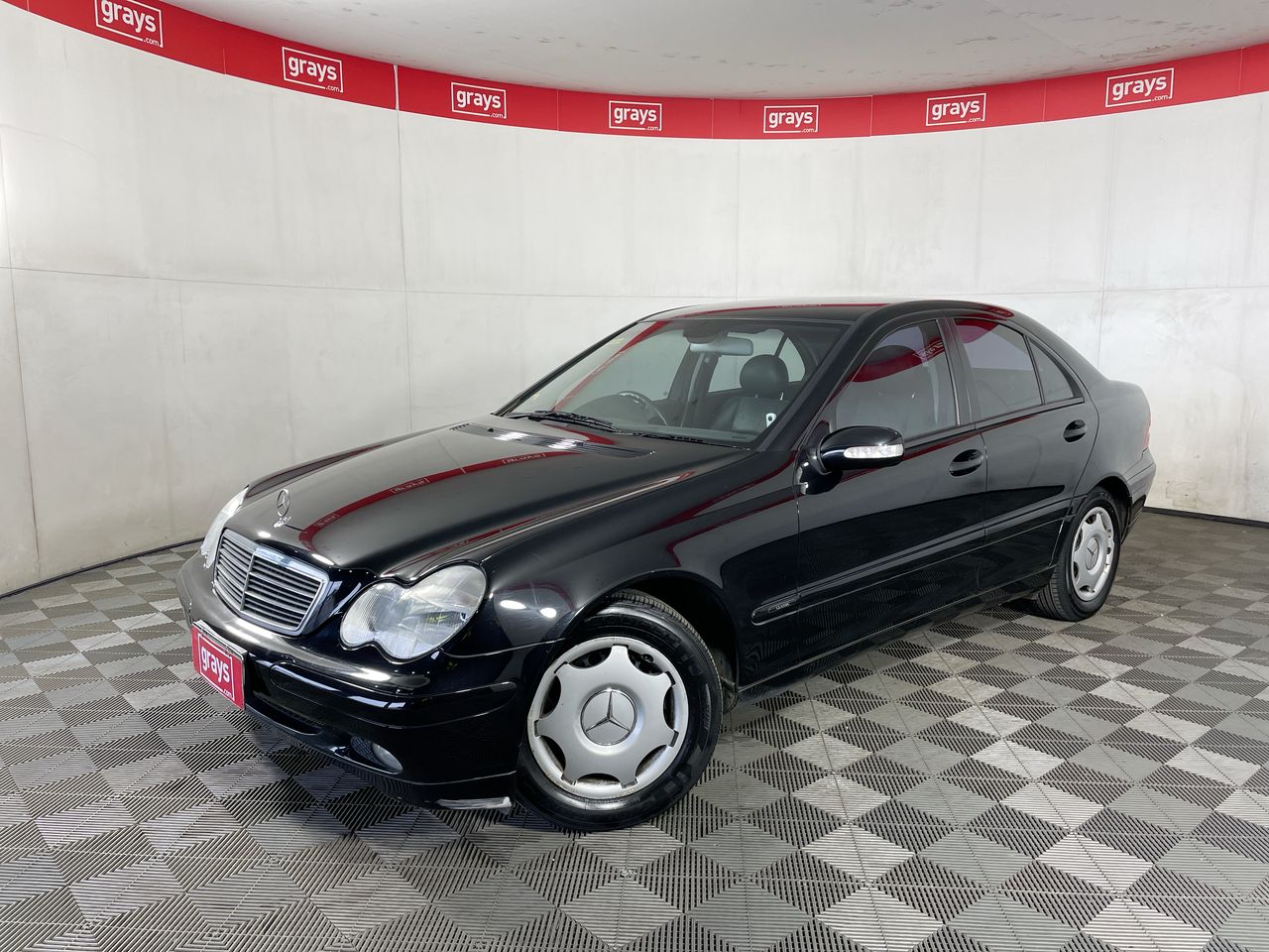 2002 Mercedes Benz C180 K Classic W203 Automatic Sedan Auction (0001 ...