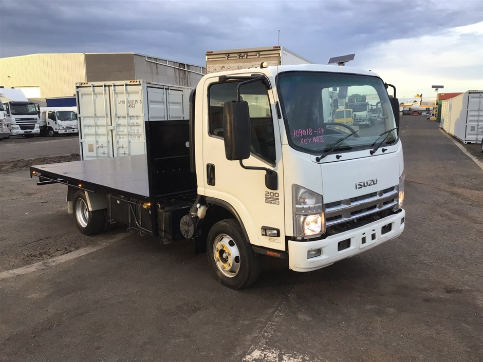 2018 Isuzu NPR 200 Medium (4 x 2) Tray Body Truck Auction (0002-3025753 ...