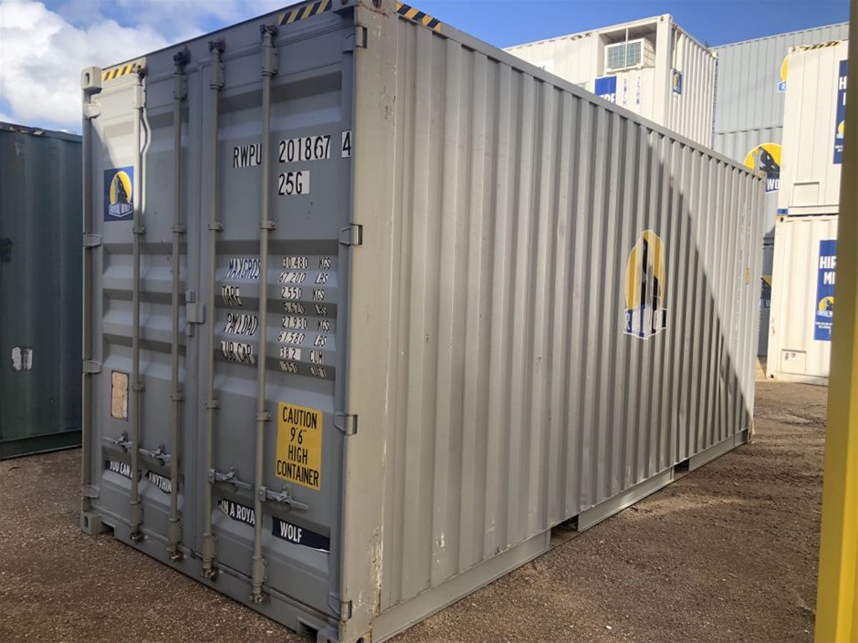 20' Shipping Containers