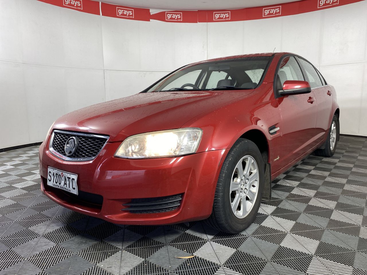 2010 Holden Commodore Omega VE II Automatic Sedan Auction (0001 ...