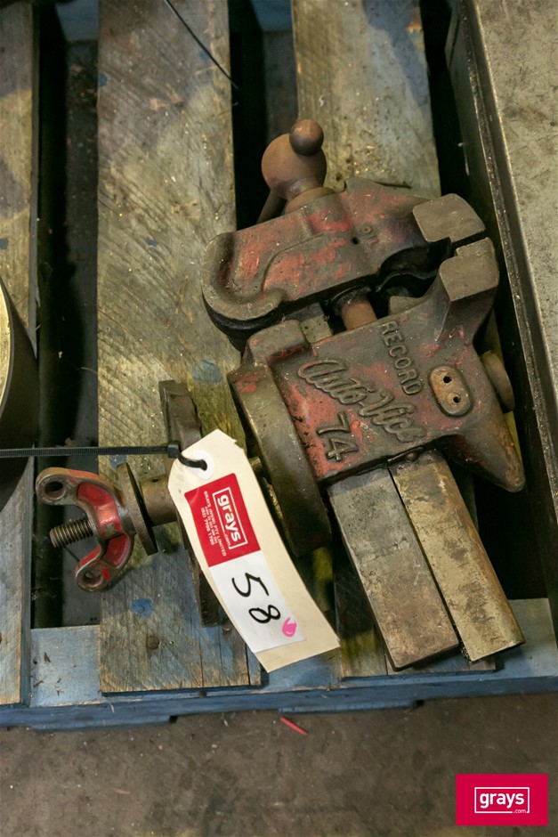 Record Auto-Vice 74 Swivel Bench Vice Auction (0058-5052820) | Grays ...