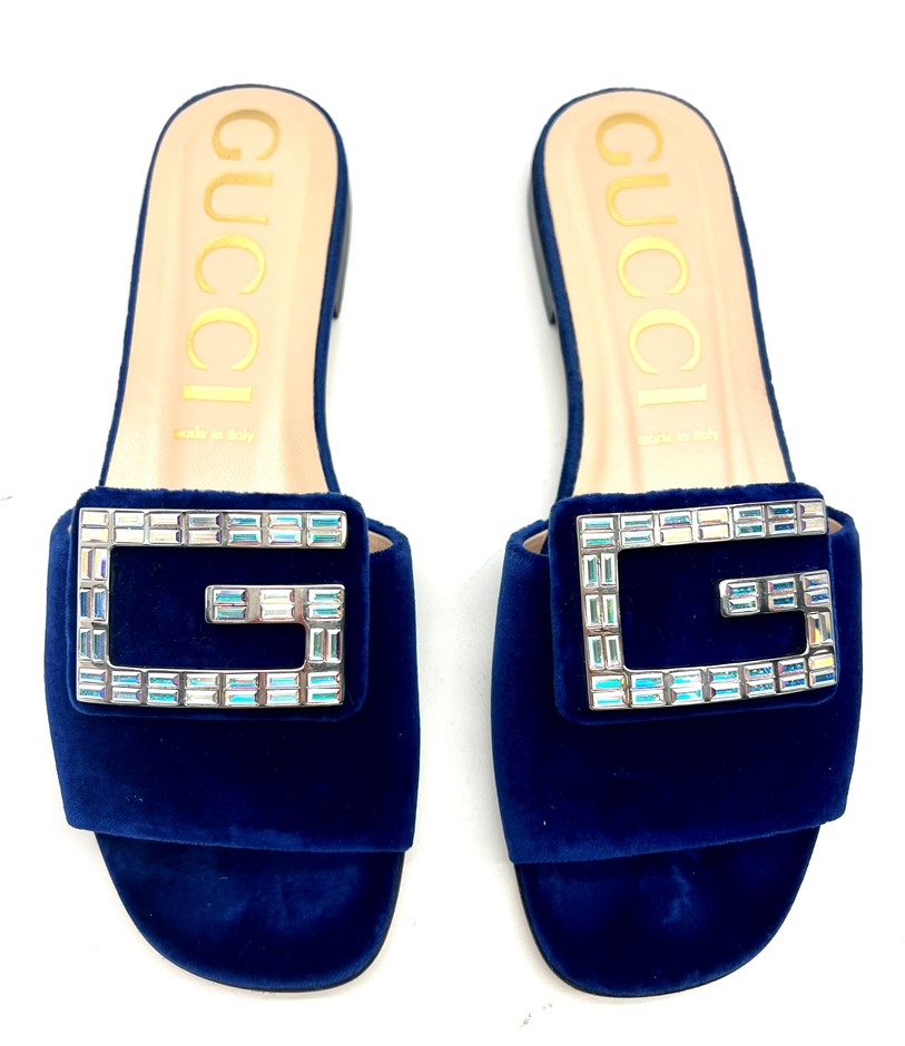 Gucci Royal Blue Velvet & Diamante G slides Auction (0074-2553092 ...