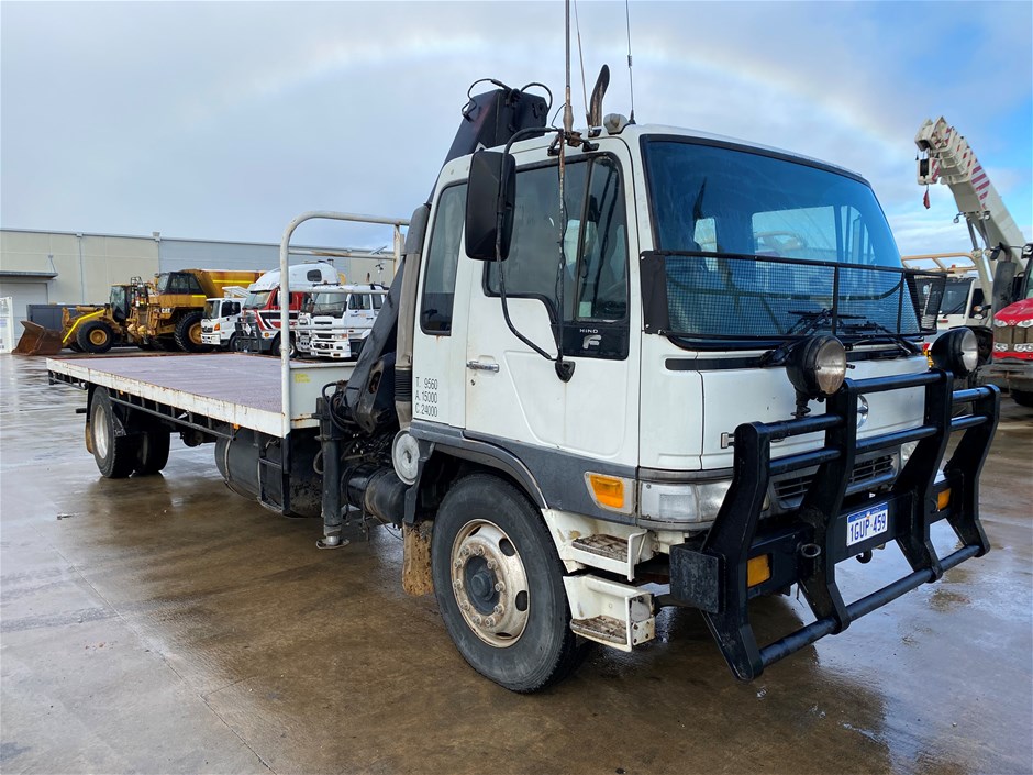 2000 Hino FG1J 4 x 2 Crane Truck Auction (0001-9042459) | Grays Australia
