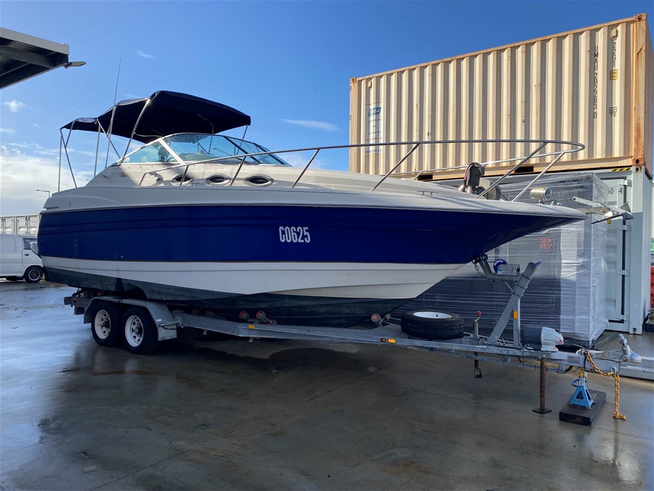2000 Regal Commodore 2660 28ft Boat Auction (0001-70010172) | Grays ...