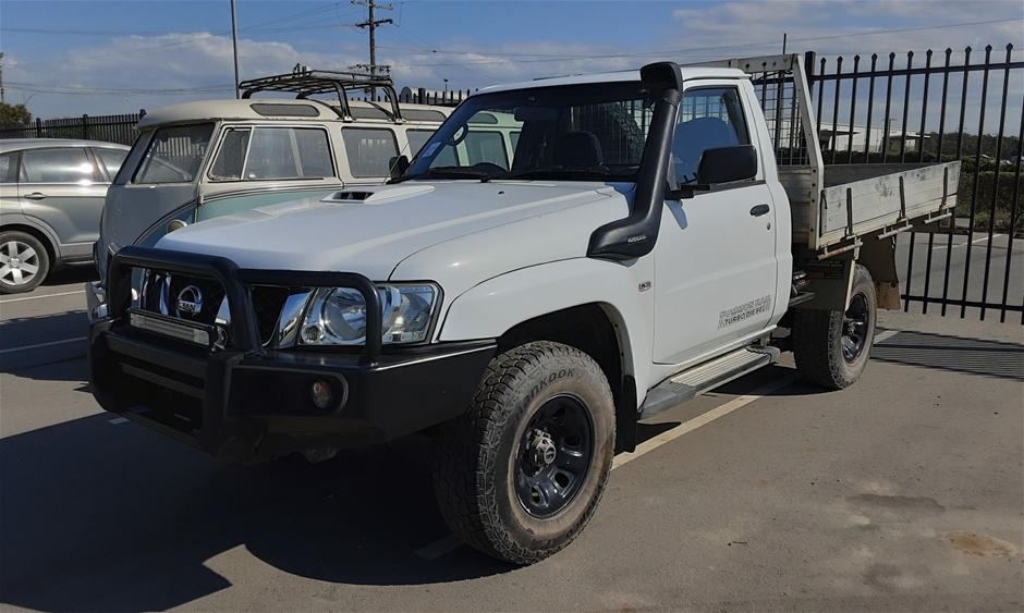 Nissan Patrol DX Turbo Leaf Cab GU Turbo Diesel Manual Cab Chassis ...