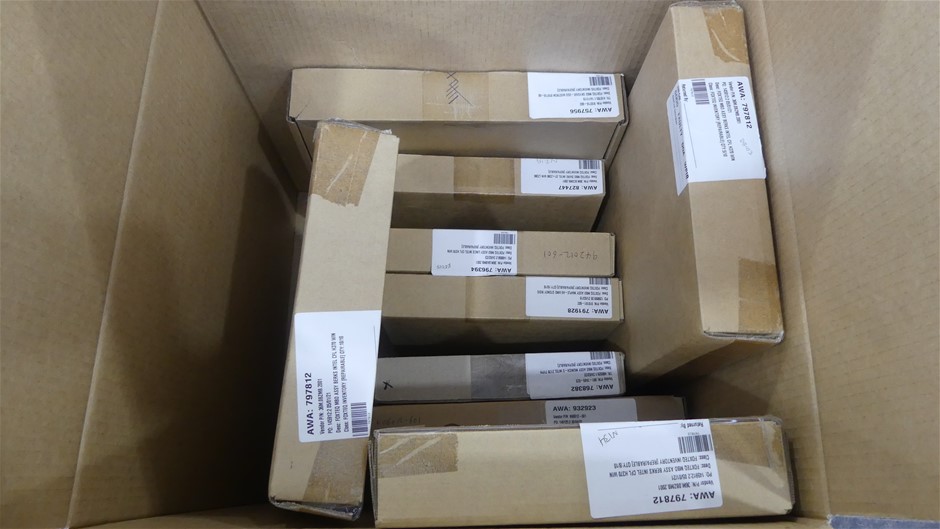 Box of HP Spare Parts Auction (0021-2553285) | Grays Australia