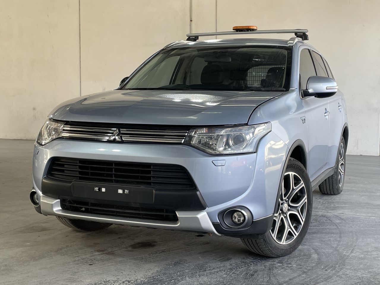2016 Mitsubishi Outlander PHEV 4WD ZJ Direct Drive Wagon Auction (0001 ...
