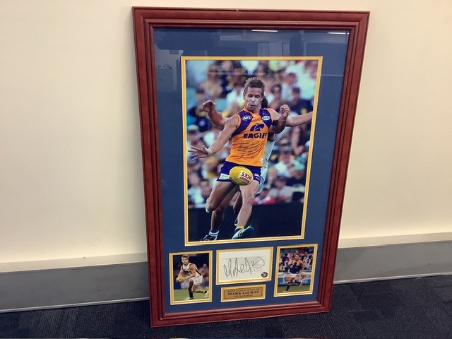 Authentic Framed West Coast Eagles Mark LeCras Photo Set Auction (0019 ...