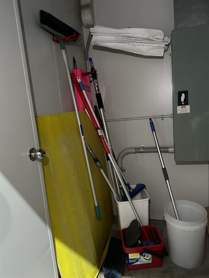 Contents of a cleaner's room including: Auction (0172-3025862) | Grays ...