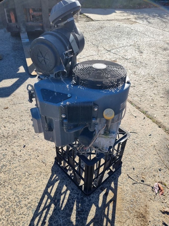 255 HP John Deere Kawasaki Engine Twin Cylinder Auction (0006-5053313 ...