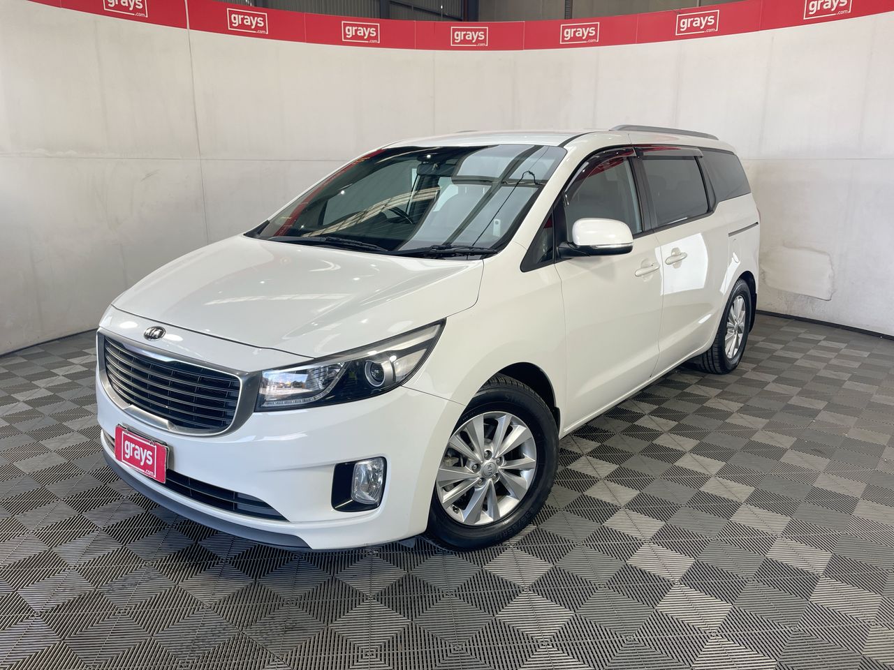 2015 Kia Carnival Si YP Automatic 8 Seats People Mover Auction (0001 ...