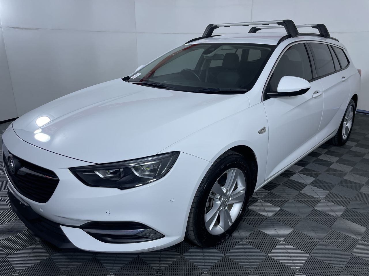 2019 Holden COMMODORE SPORTWAGON LT ZB 9 auto Wagon Auction (0001 ...