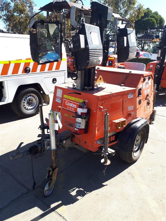 2013 SMC TL90 Lighting Tower 4000W - Hydraulic Vertical Mast Auction ...